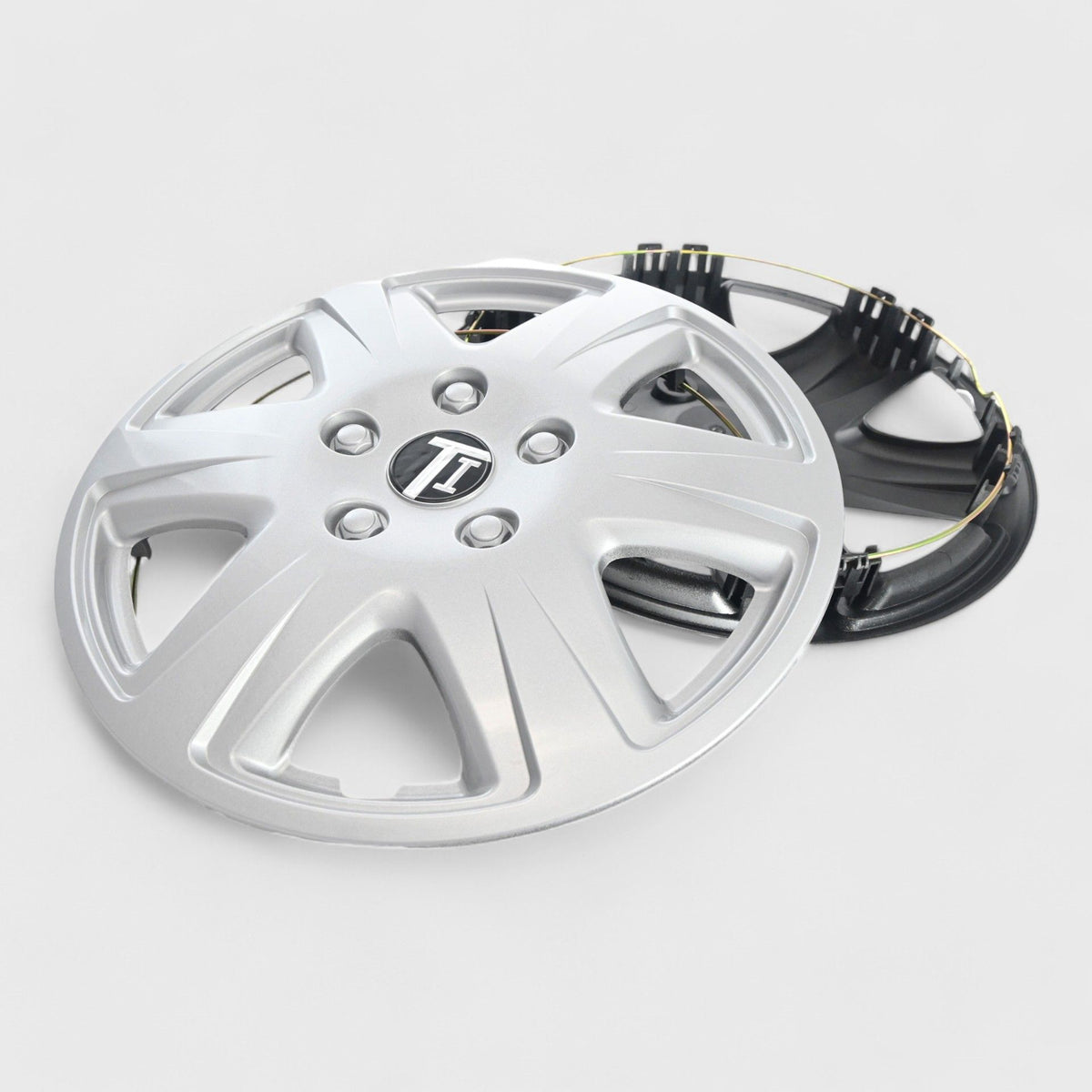 Silver Wheel Cover Set 15" Universal - WC100-15S — Trim Illusion